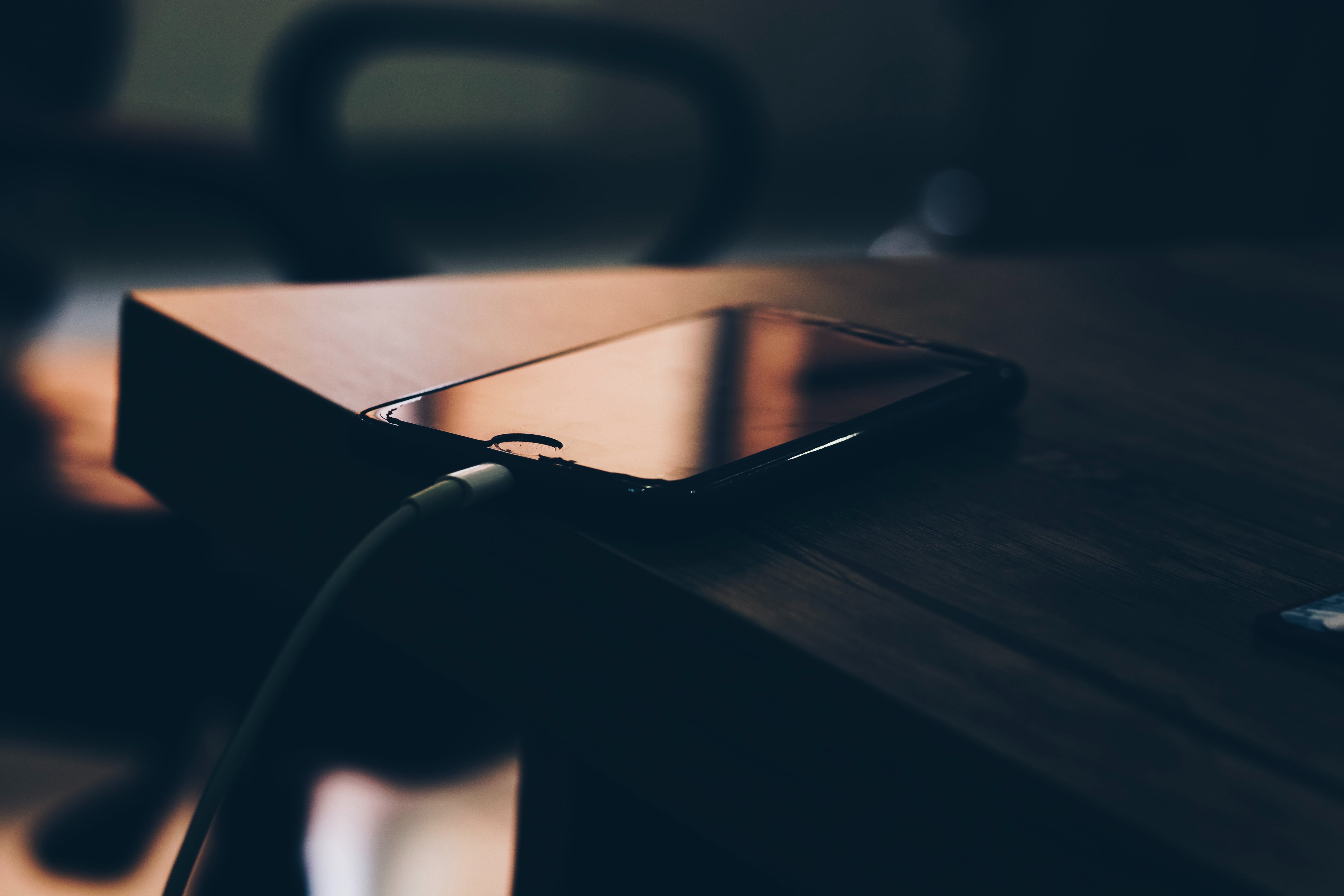 Free Phone Charging? Think Again! | LatticeWork